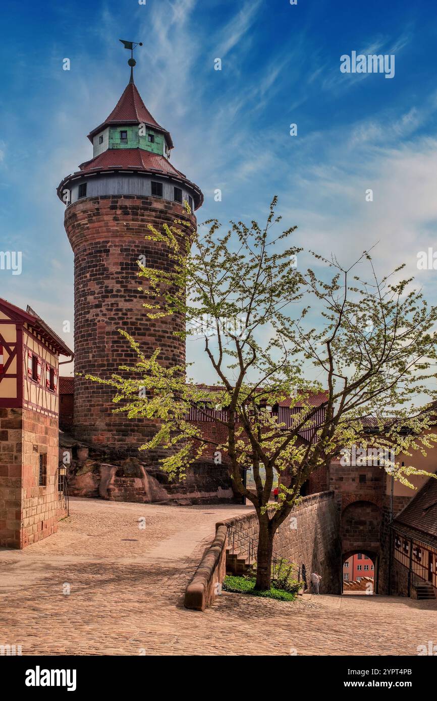 View of the Sinwell Tower of Nuremberg Castle, Germany Stock Photo - Alamy