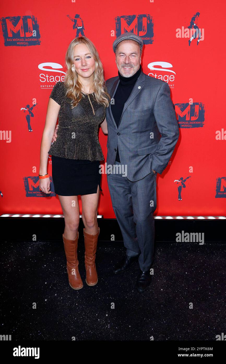 Natalie Demtroeder und Till Demtroeder bei der Premiere vom ‚MJ - Das ...