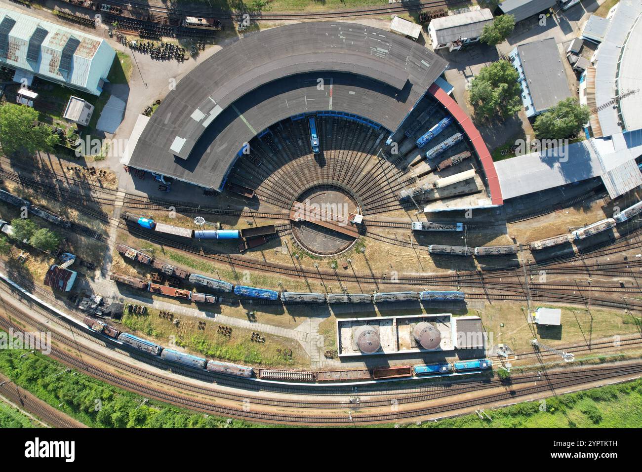 Building locomotives hi-res stock photography and images - Alamy