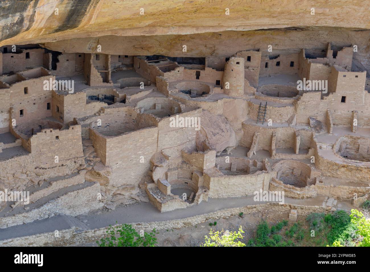 Cliff palace well preserved hi-res stock photography and images - Alamy