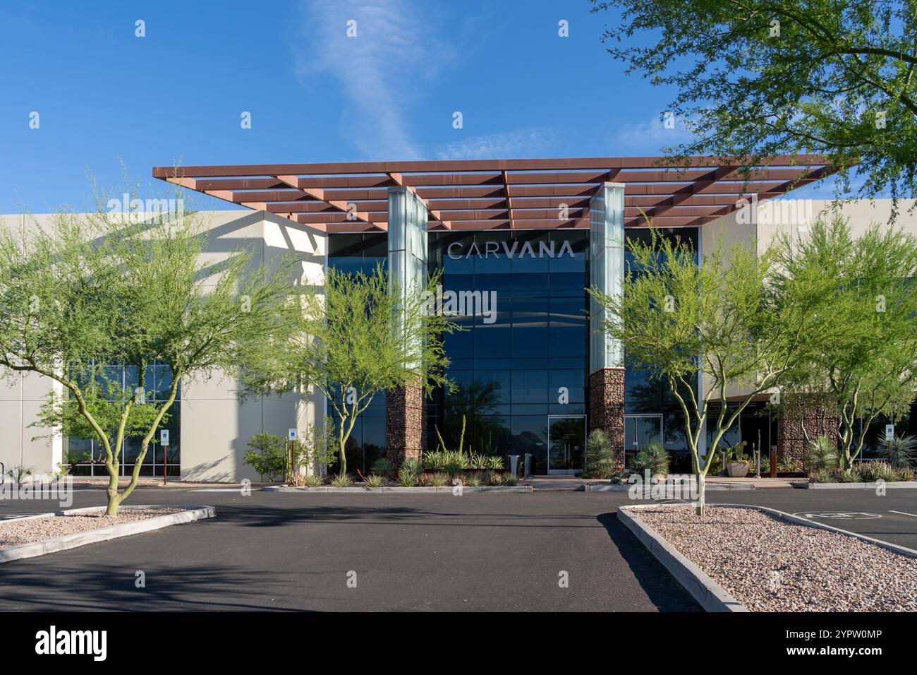Carvana Headquarters in Tempe, AZ, USA Stock Photo - Alamy