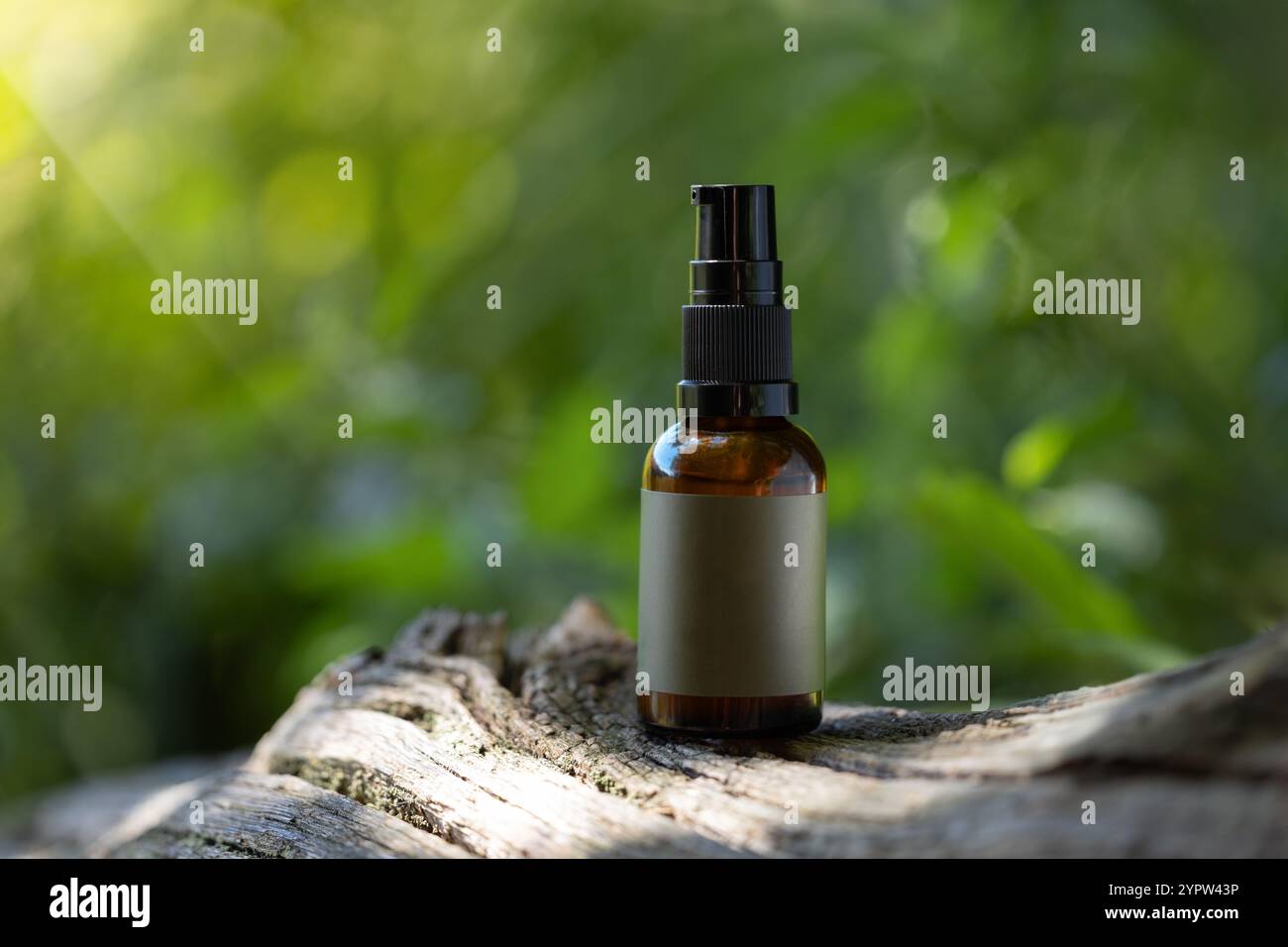 Aesthetic natural cosmetic packaging hi-res stock photography and ...