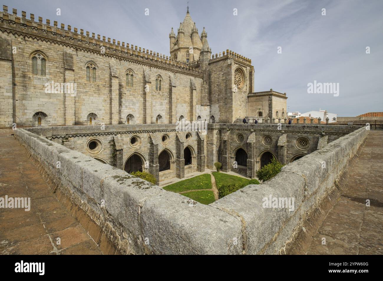 La catedral de evora hi-res stock photography and images - Alamy