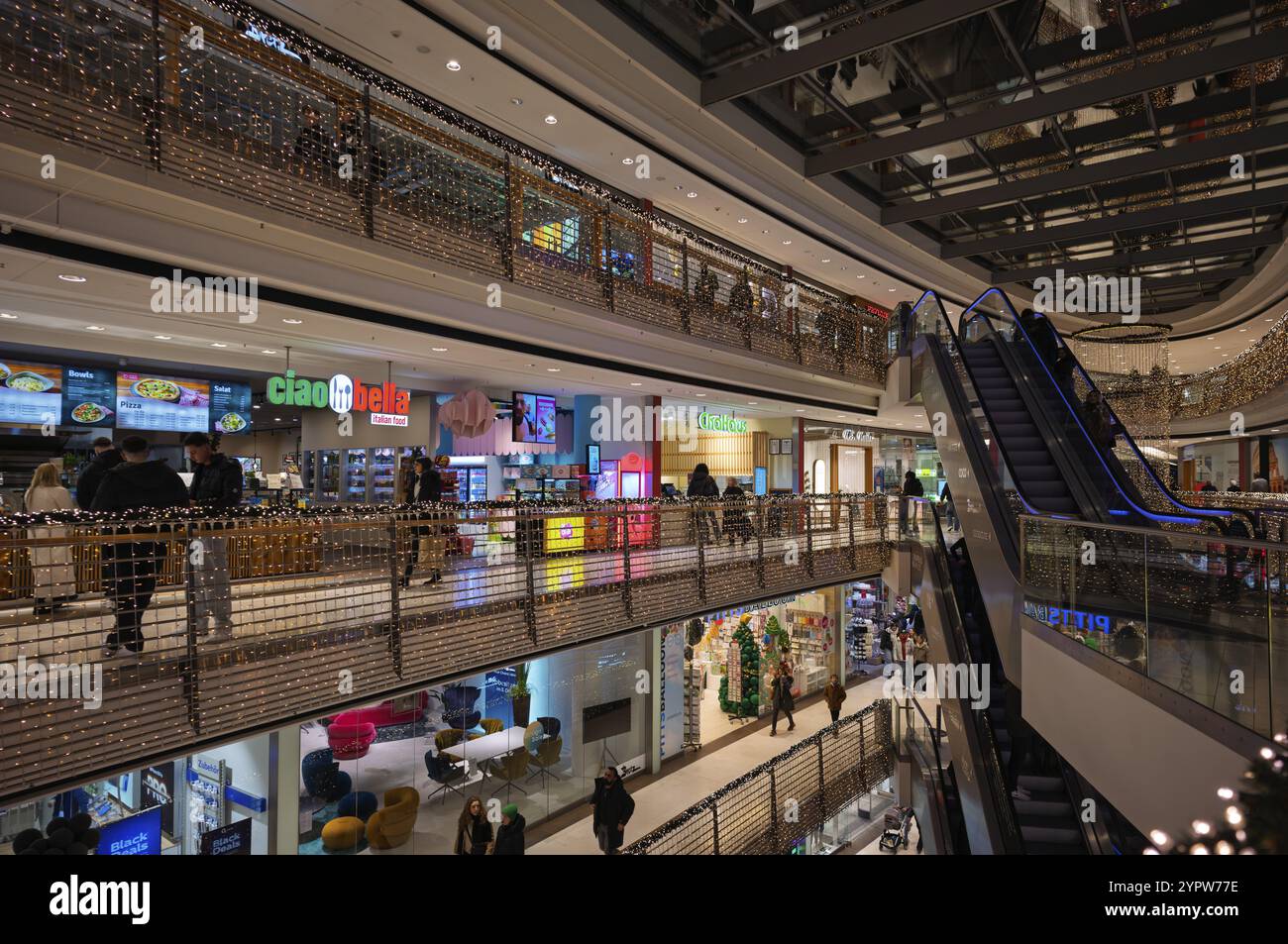 Interior shot, Koenigsbau-Passagen shopping arcade, escalator, decorated for Christmas, shopping ...