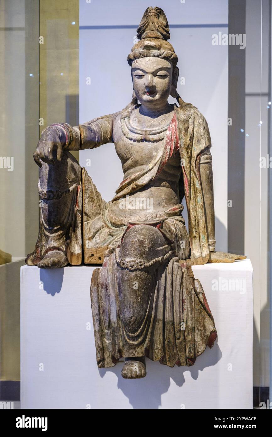 Bodhisattva Guanyin, devotional painted wooden figure, Jin dynasty ...