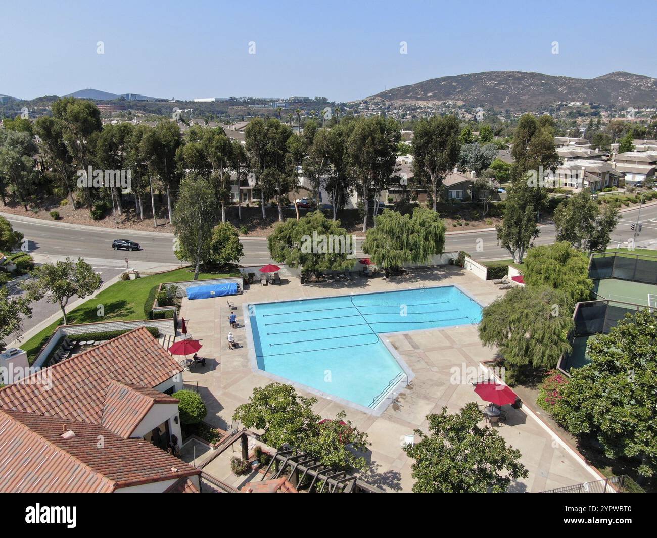 Aerial top down professional sportsmen hi-res stock photography and ...