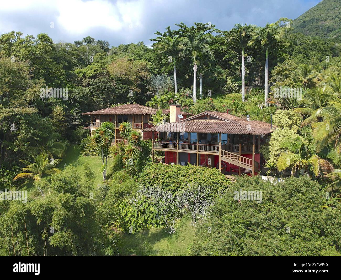 Rainforest view villas hi-res stock photography and images - Alamy