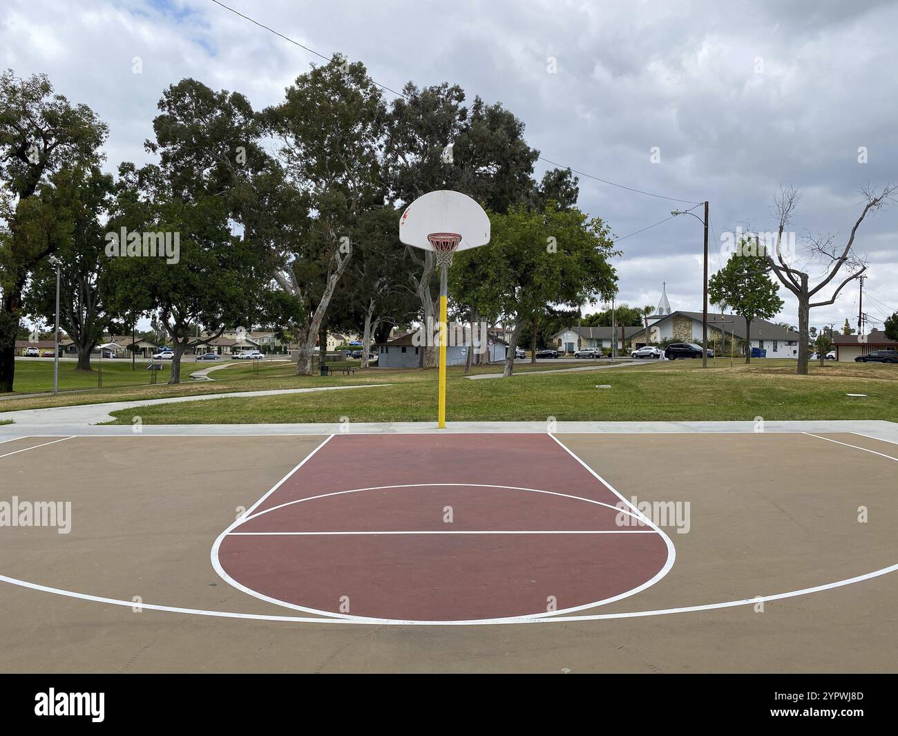 Recreational facilities with basketball court in residential community ...