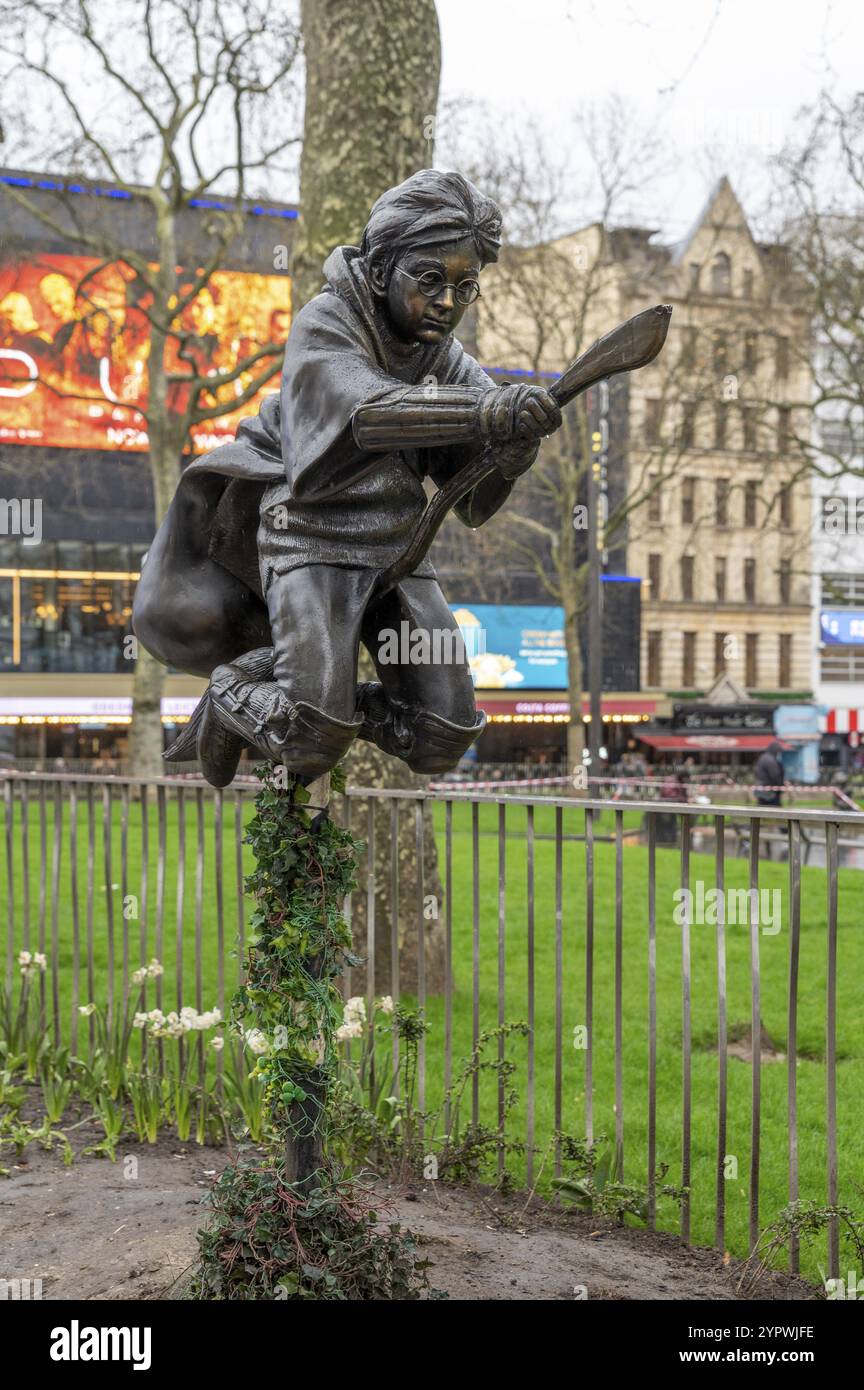 London, UK, March 22, 2024 : A statue of Harry Potter. Monument of ...