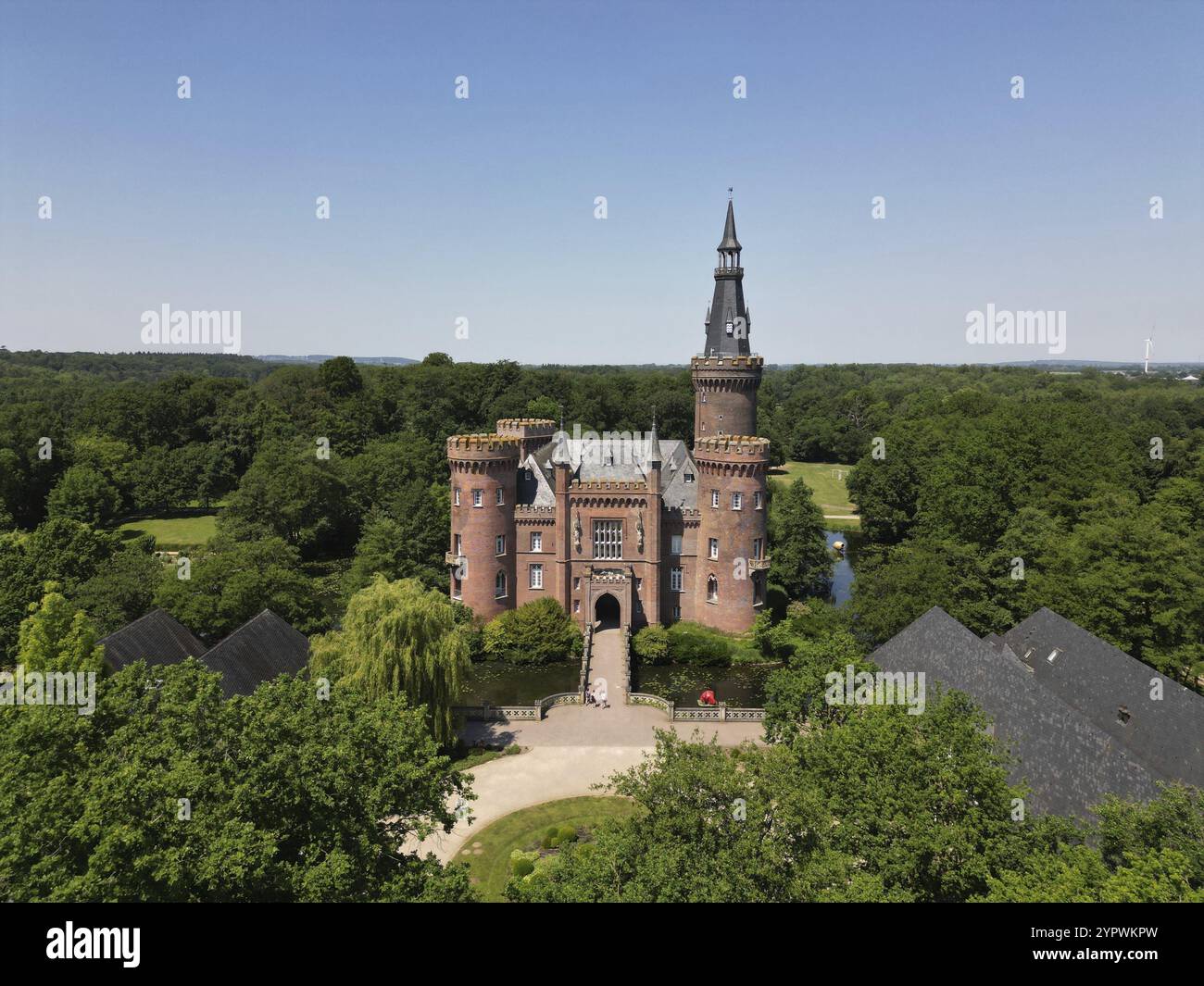Nineteenth century castles hi-res stock photography and images - Alamy