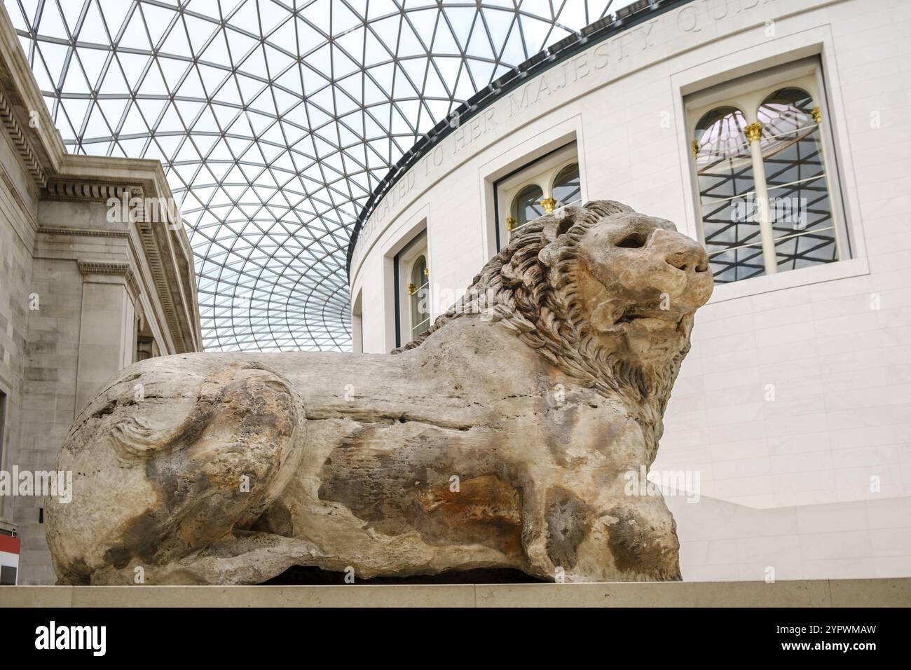 Statues ancient greek uk hi-res stock photography and images - Alamy