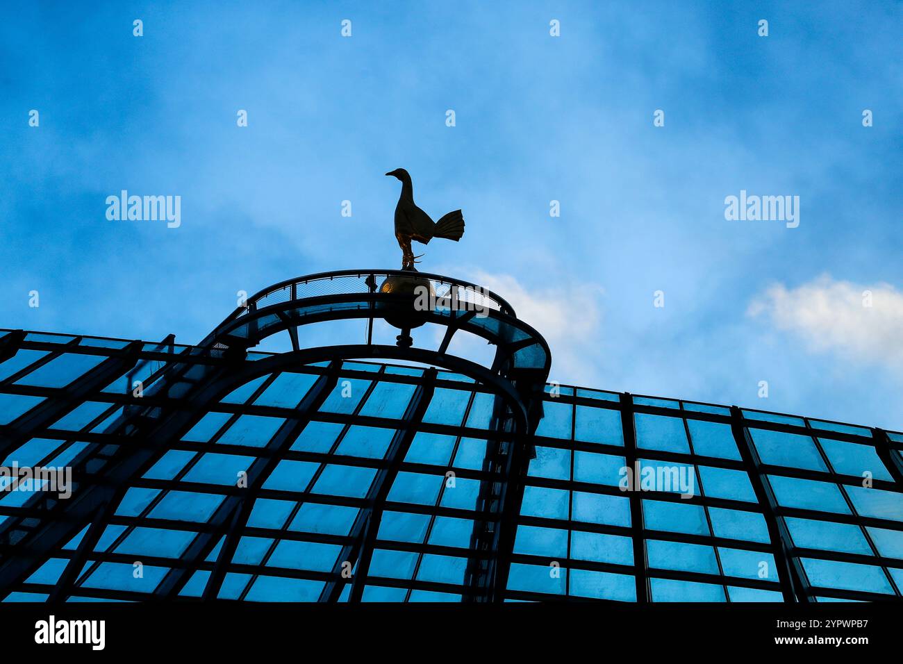 Tottenham hotspur logo stadium hi-res stock photography and images - Alamy