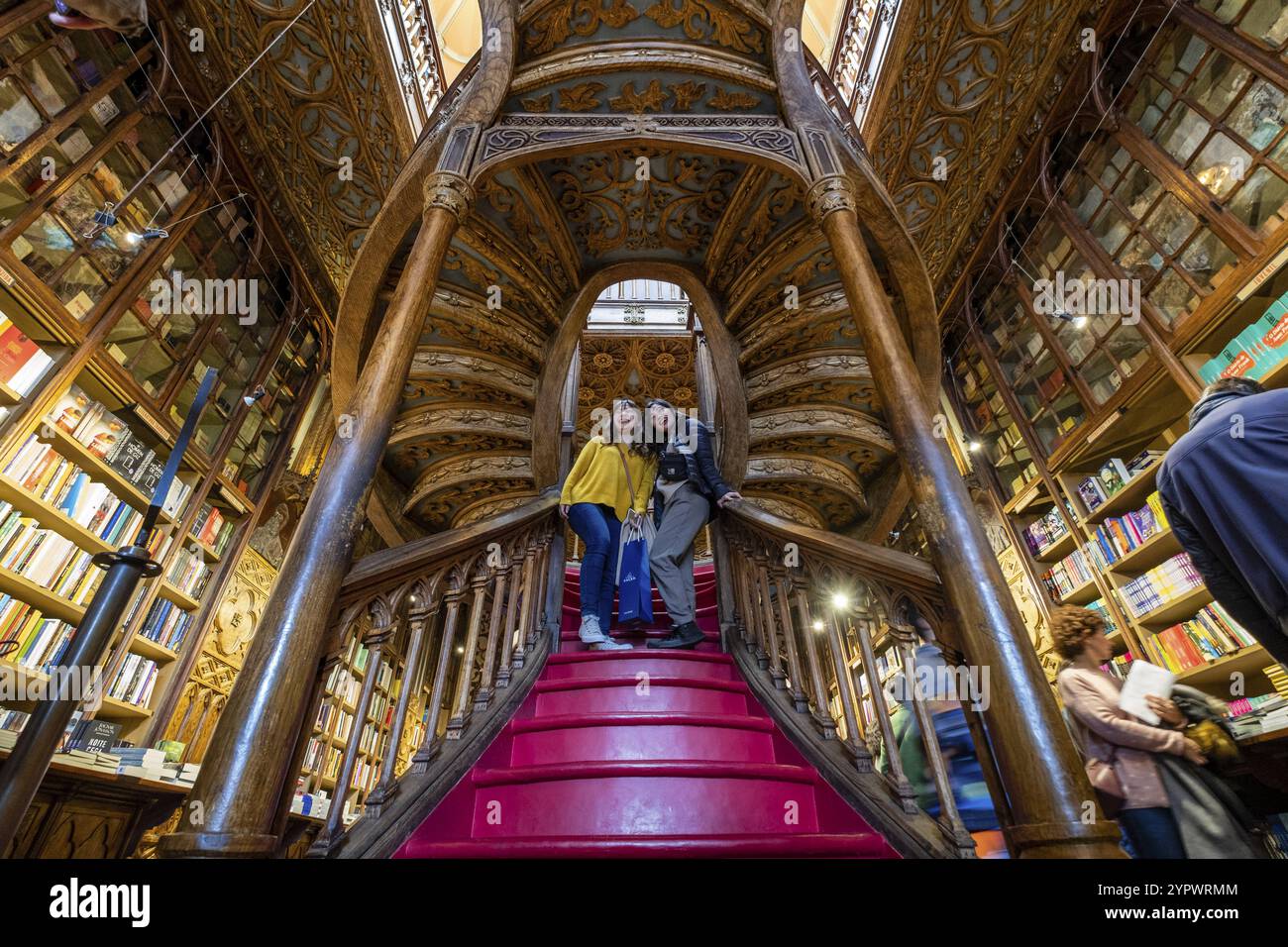 Libreria Lello (Livraria Lello), tambien conocida como Libreria Lello e ...