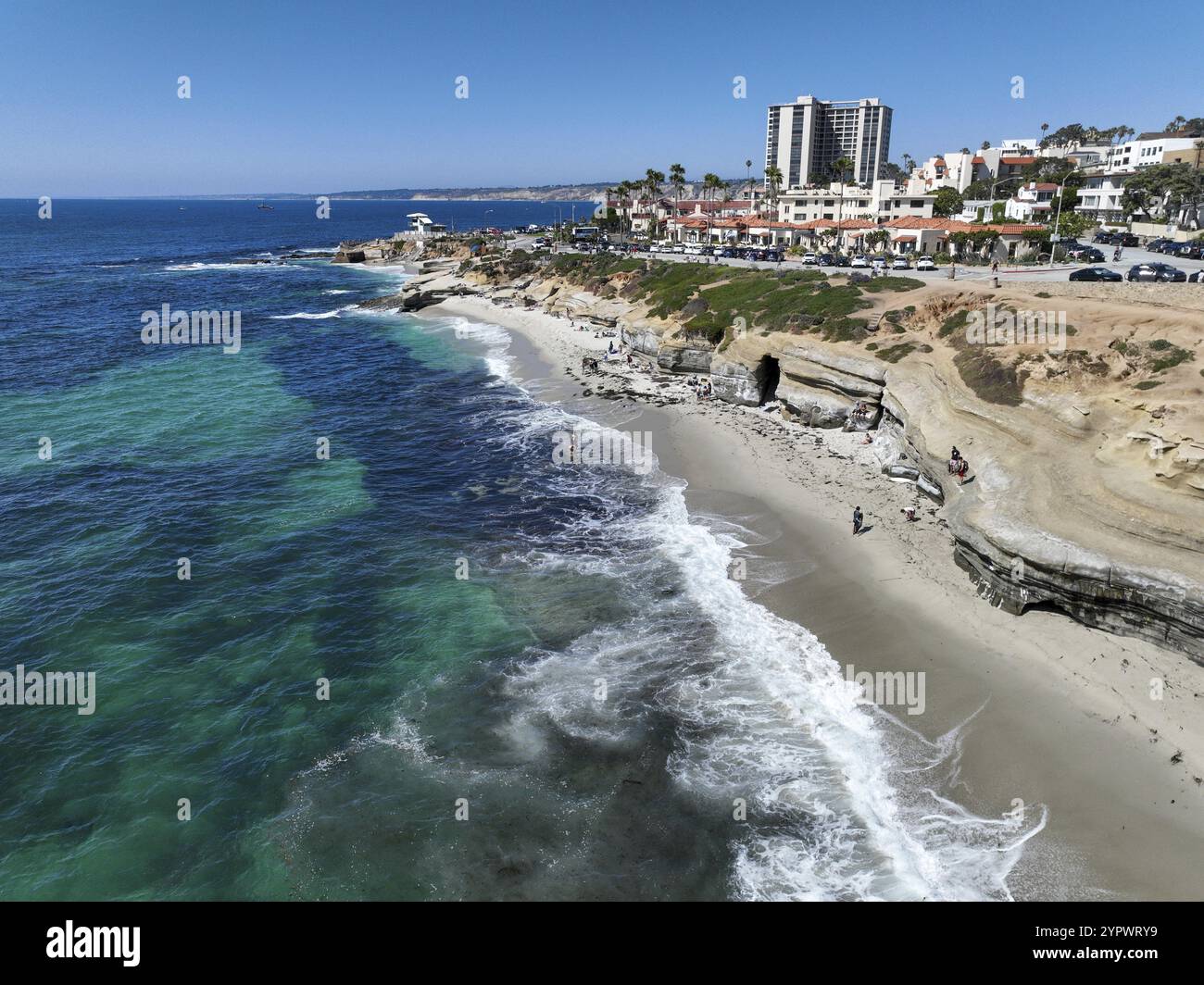 Aerial view of La Jolla cove and beach in San Diego California. travel ...