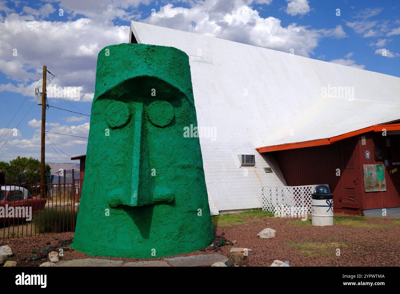 Giganticus Headicus, a quirky sculpture and iconic stop on Route 66 in ...