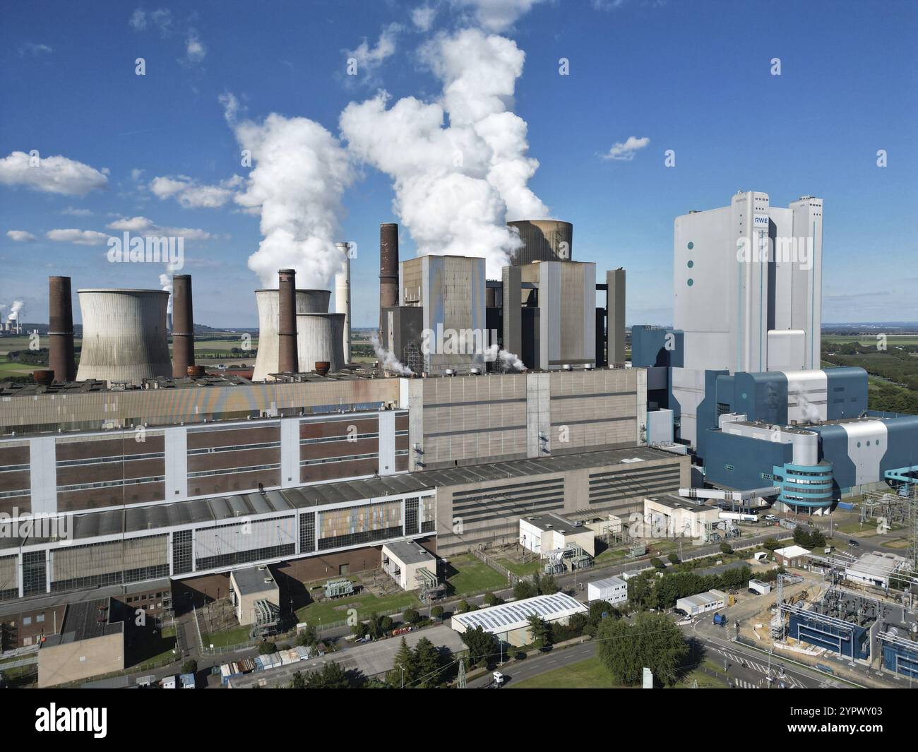 Lignite coals hi-res stock photography and images - Alamy