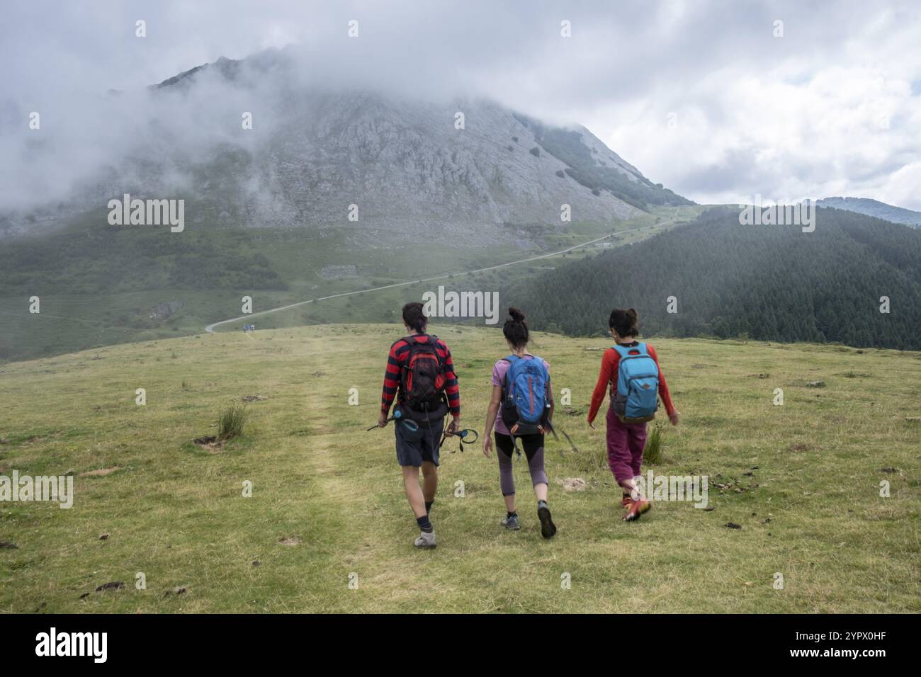 Pays basque mountains hi-res stock photography and images - Alamy