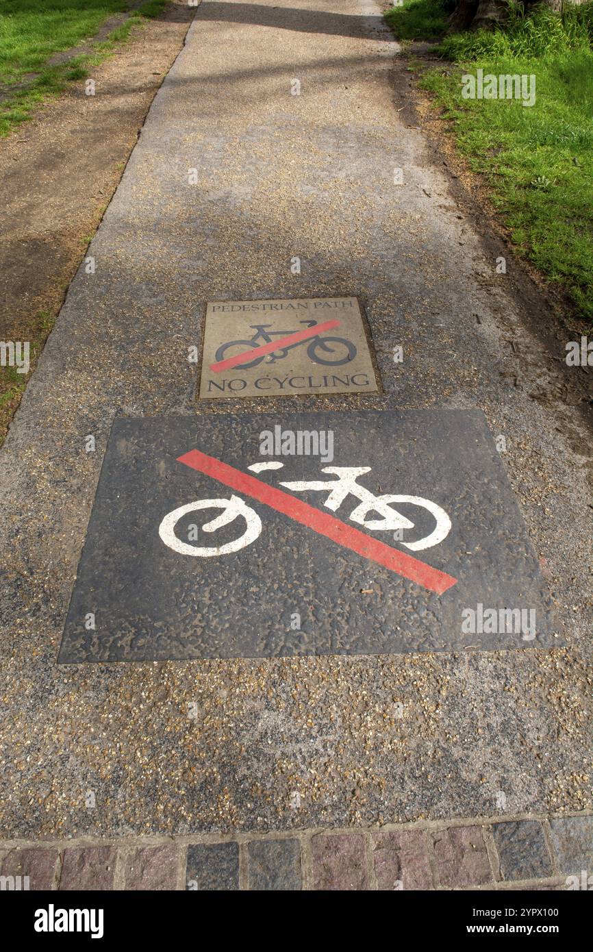 No bicycles hi-res stock photography and images - Alamy