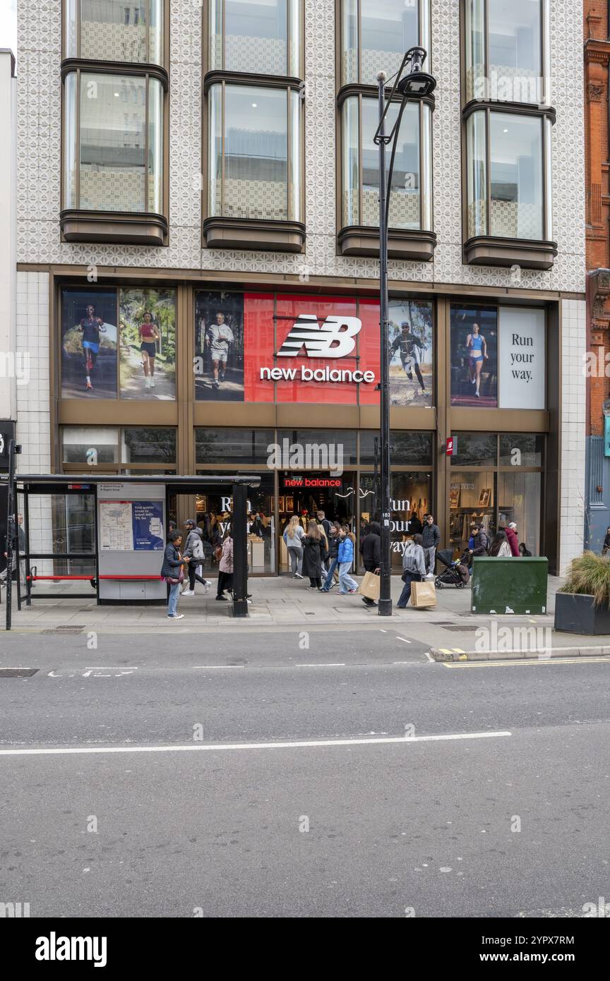 London, UK, March, 23, 2024 : New Balance retail store and brand logo ...