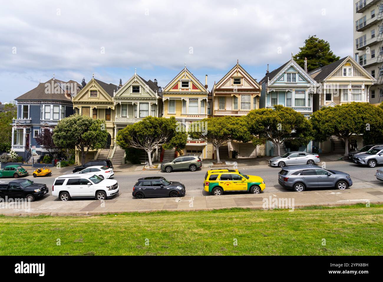Painted Ladies in downtown San Francisco, USA Stock Photo - Alamy