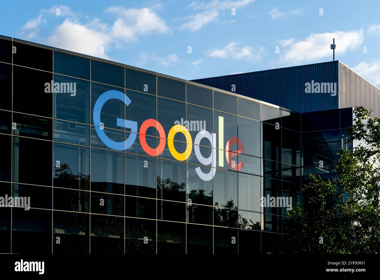 Googleplex california hi-res stock photography and images - Alamy