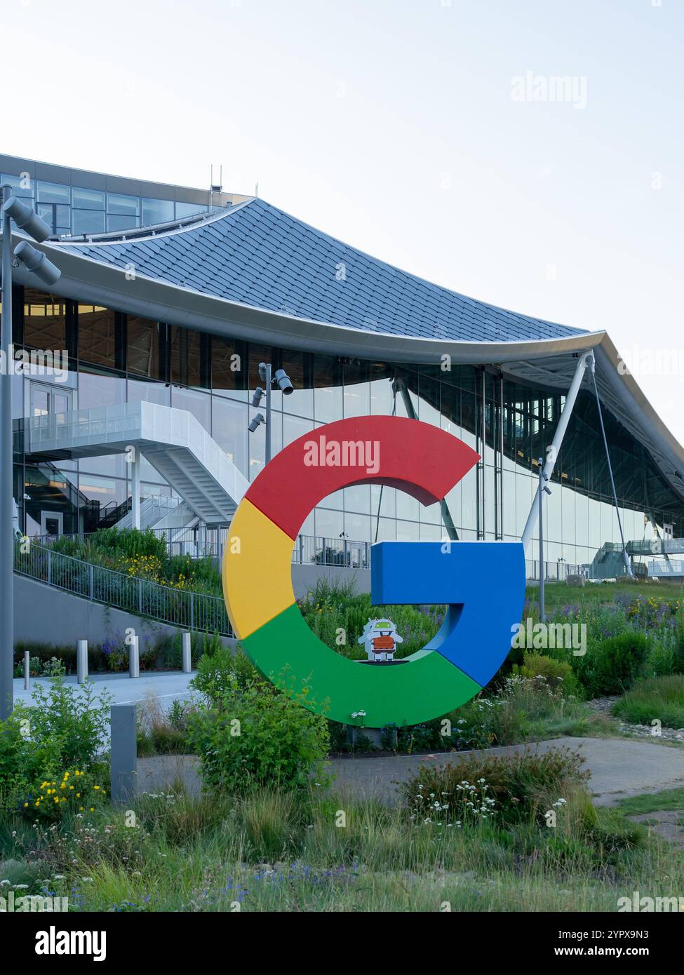 Close up of Google logo at Google Bay View corporate campus in Mountain ...