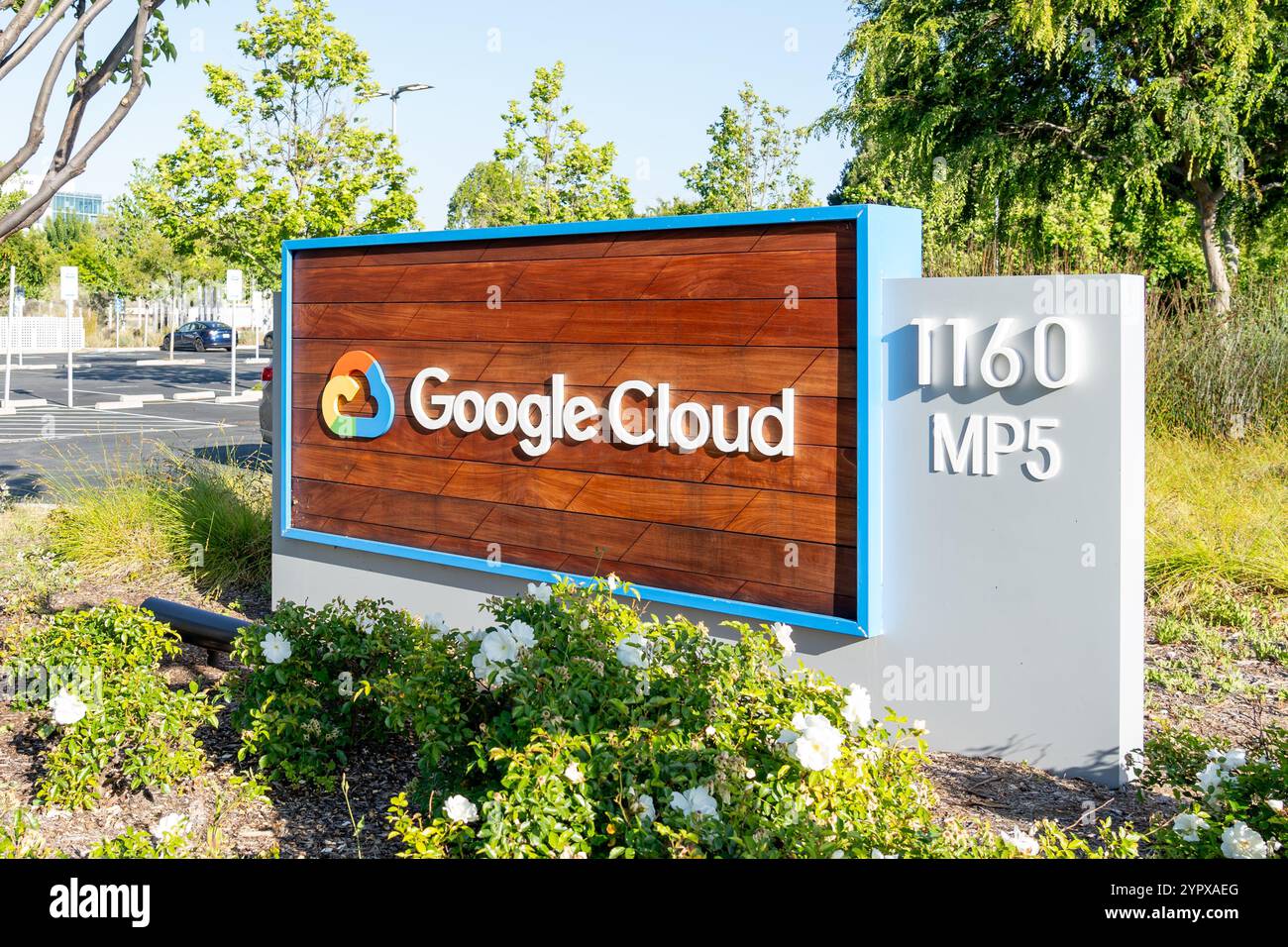 Google building california hi-res stock photography and images - Alamy