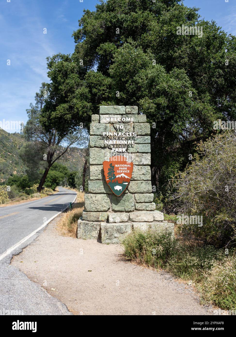 June 2023 welcome sign hi-res stock photography and images - Alamy