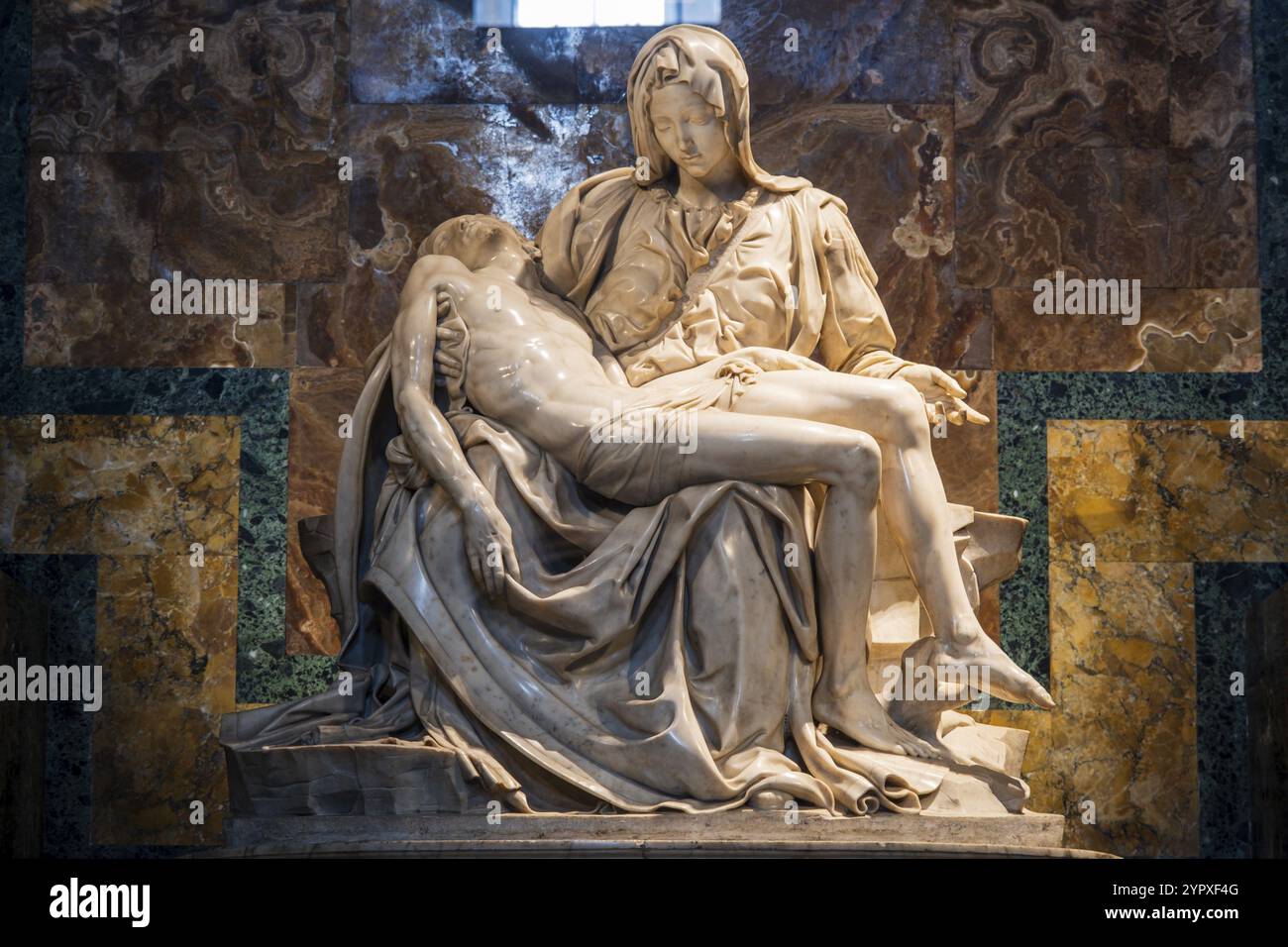 Pieta del Vaticano, marble sculpture group made by Michelangelo, papal ...