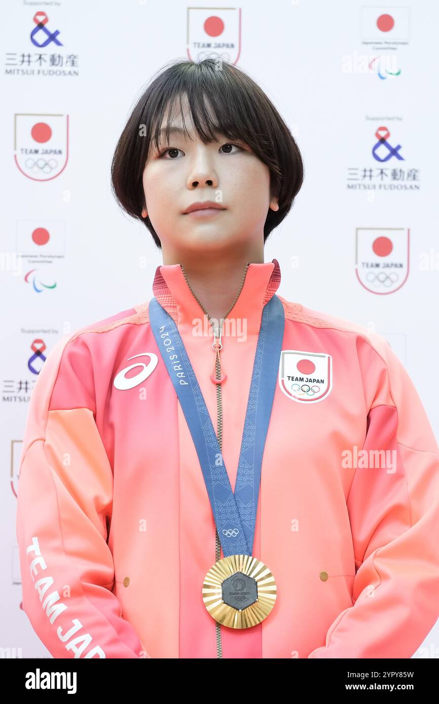 Akari fujinami hi-res stock photography and images - Alamy