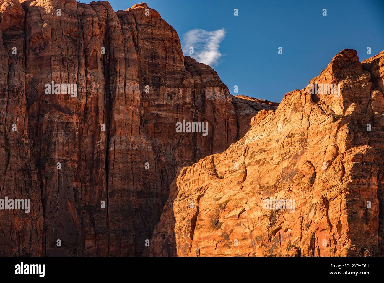 The magnificent red rock cliffs of Kolob Canyon (part of Zions National ...