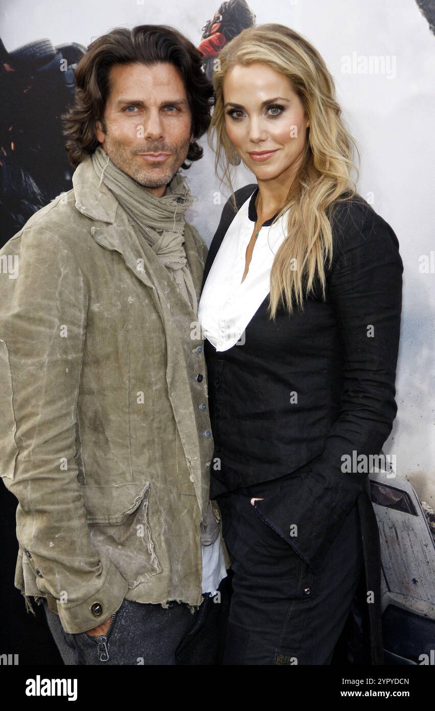 Elizabeth Berkley And Greg Lauren At The Los Angeles Premiere Of San