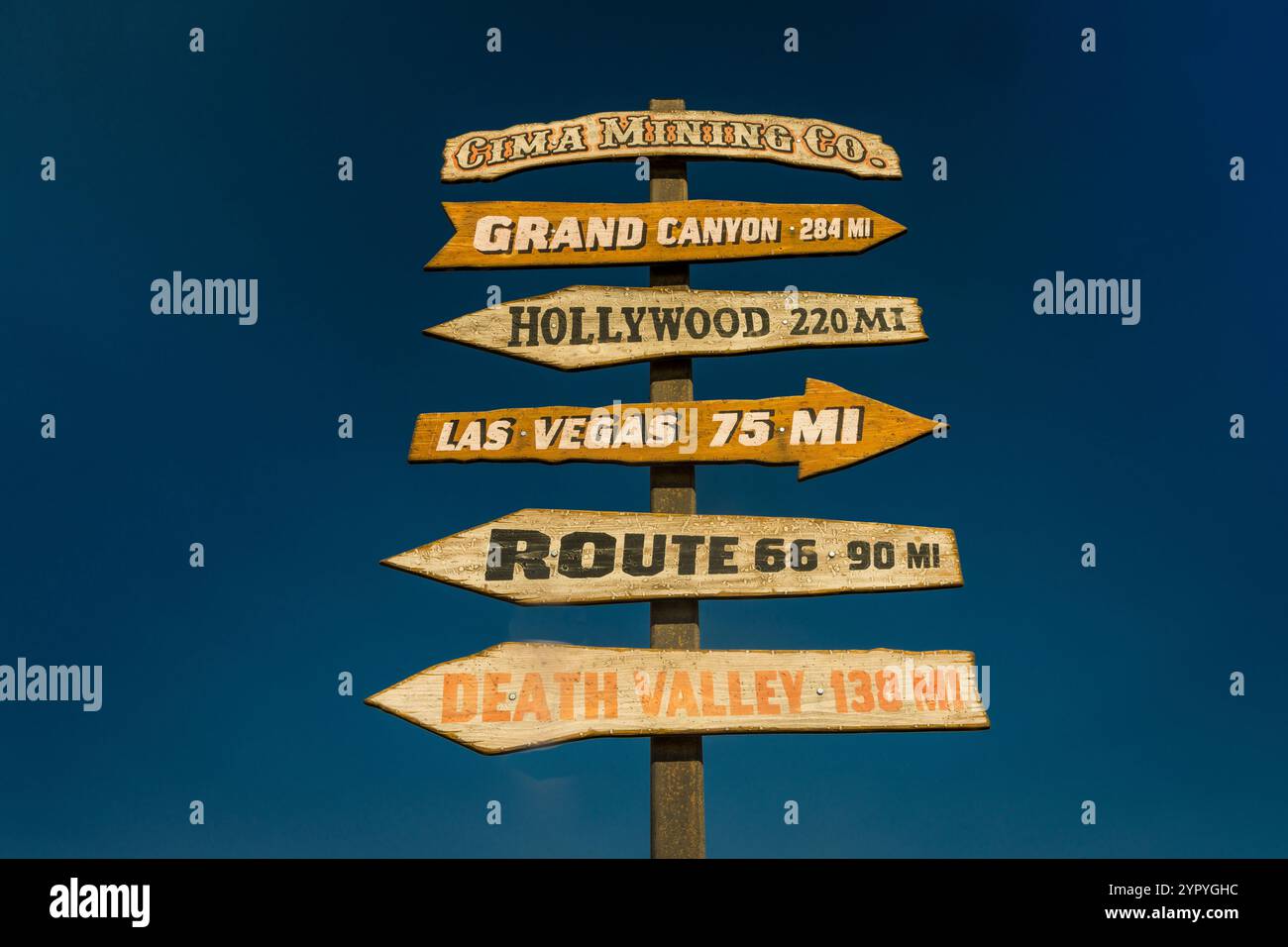 OCT 2020, LUDLOW, CA, USA - Route 66 along highway 40, Ludlow ...