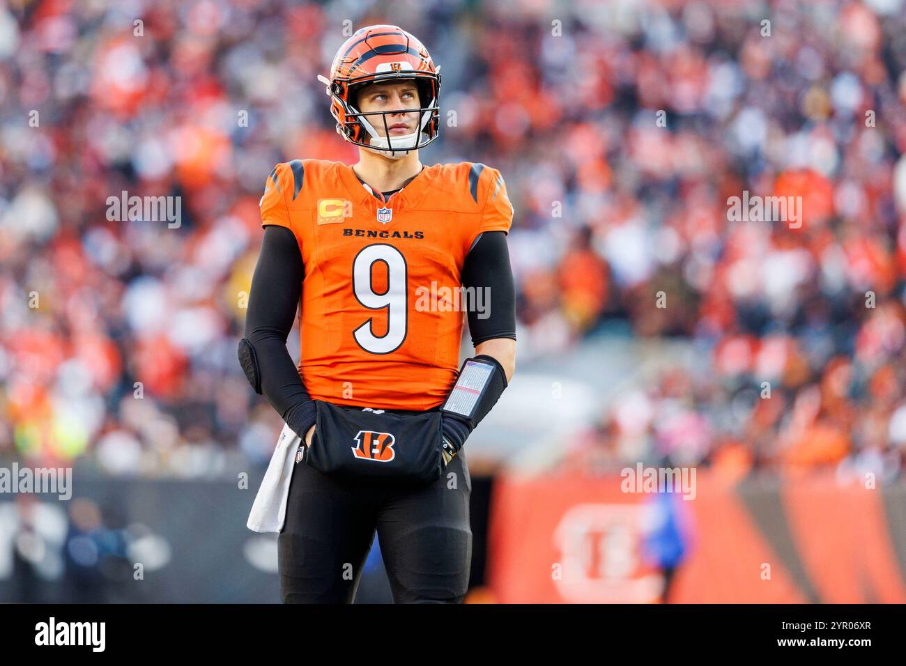 Cincinnati, Ohio, USA. 01st Dec, 2024. Cincinnati Bengals quarterback ...