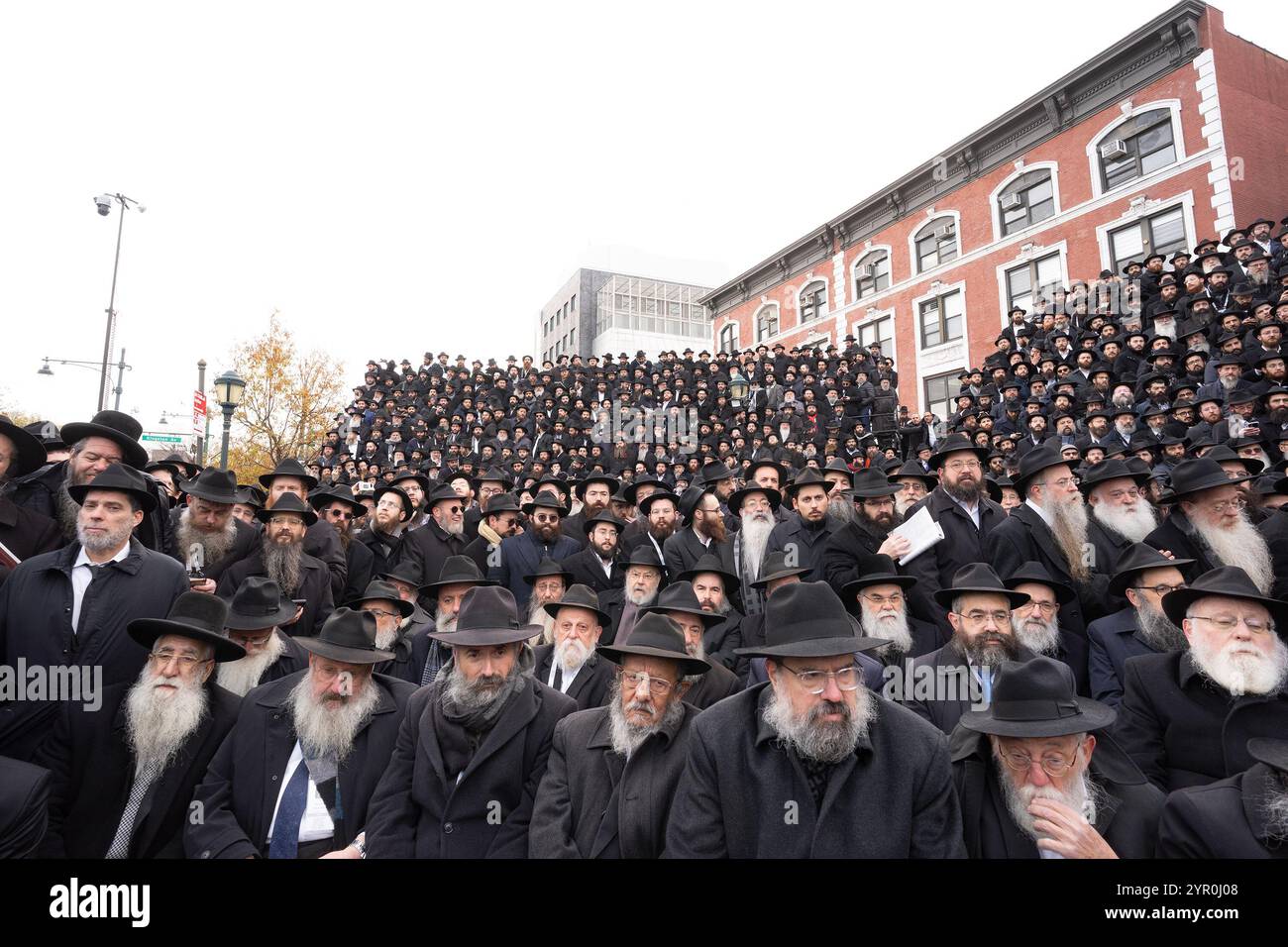New York, New York, USA. 1st Dec, 2024. Thousands Rabbis gather for ...