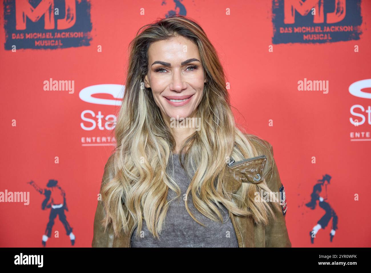 Michael jackson dangerous world tour hi-res stock photography and ...