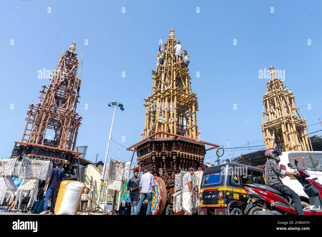 Kalpathi (Kalpathy) Ratholsavam (Kalpathi Chariot Festival) is an ...