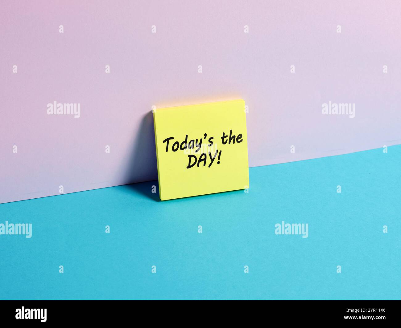 Inspirational sticky note hi-res stock photography and images - Alamy