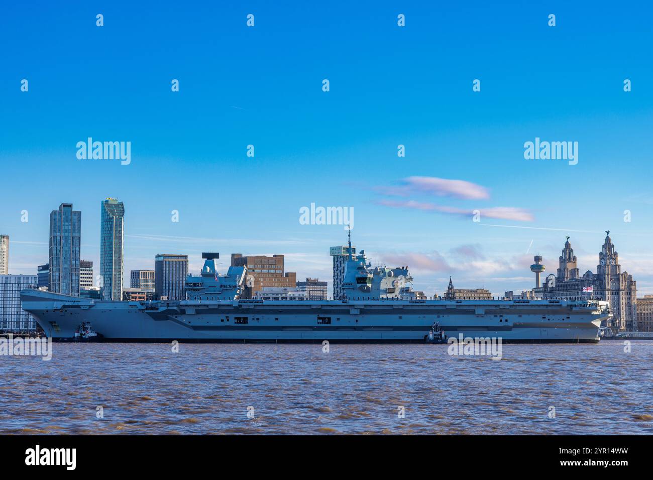 The Royal Navy’s HMS Prince of Wales aircraft carrier arriving in ...