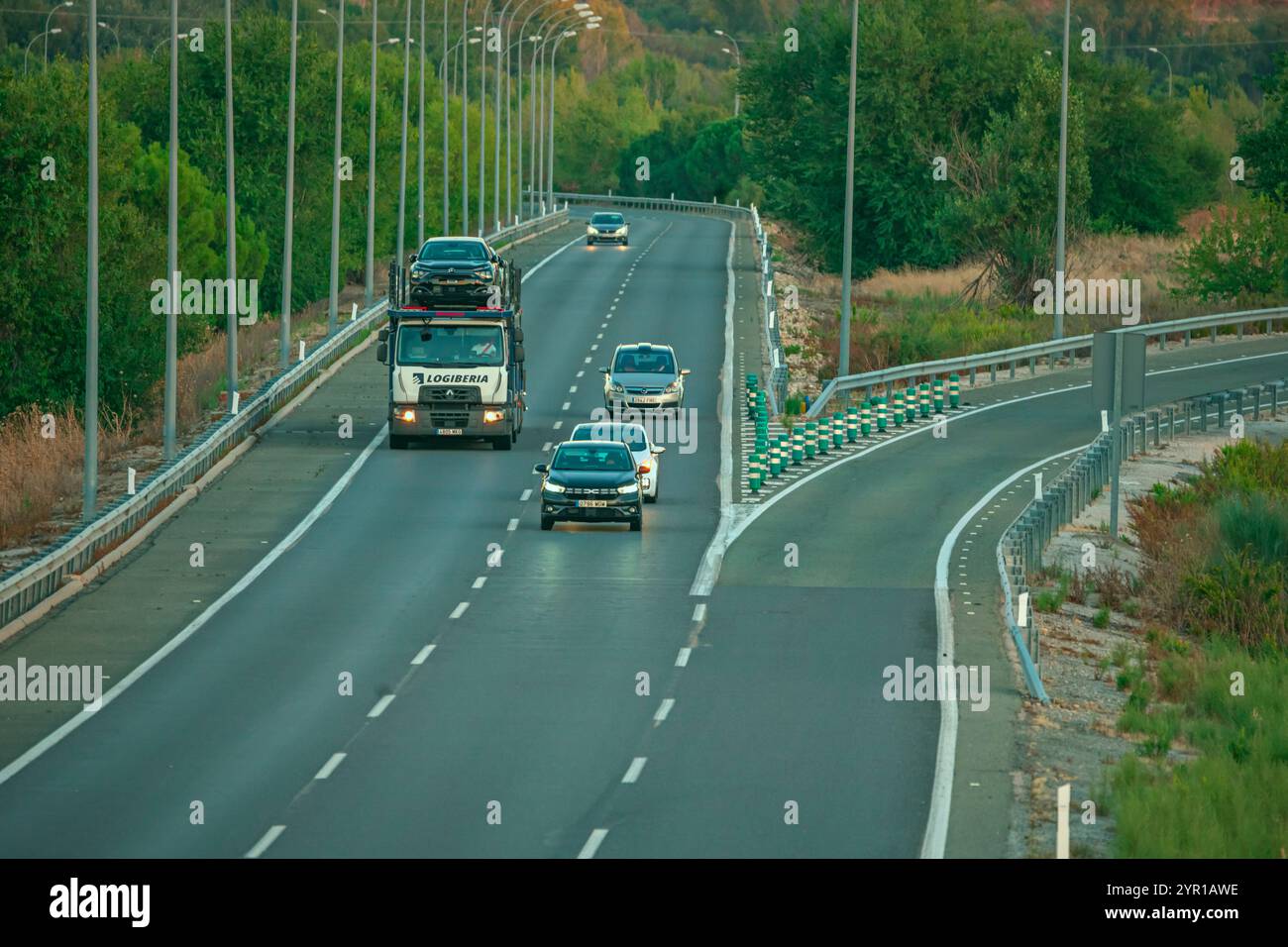 can be of different types, from unpaved rural roads to high-speed ...