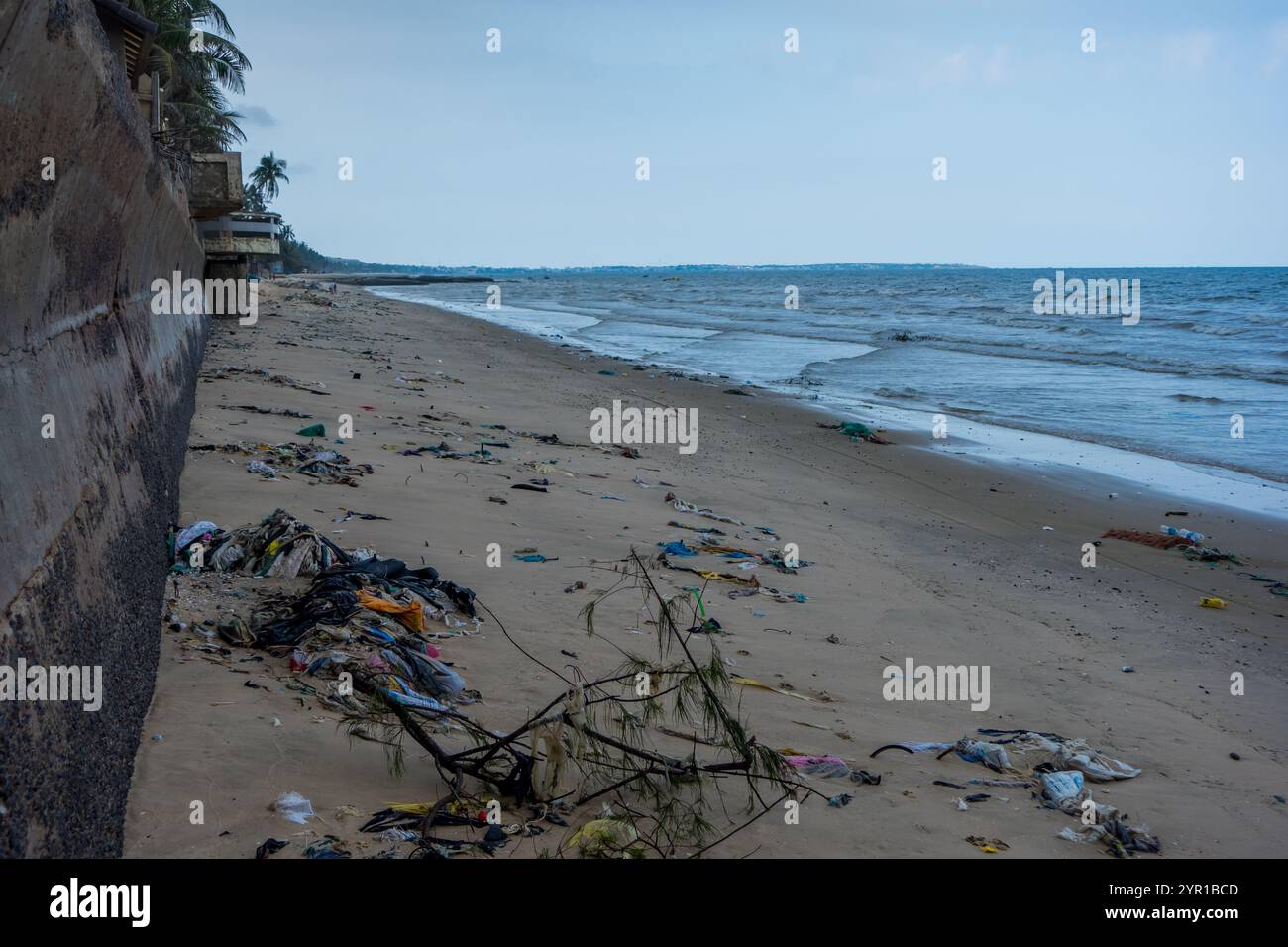 Trash and pollution on the beaches of Mui Ne, Vietnam Stock Photo - Alamy