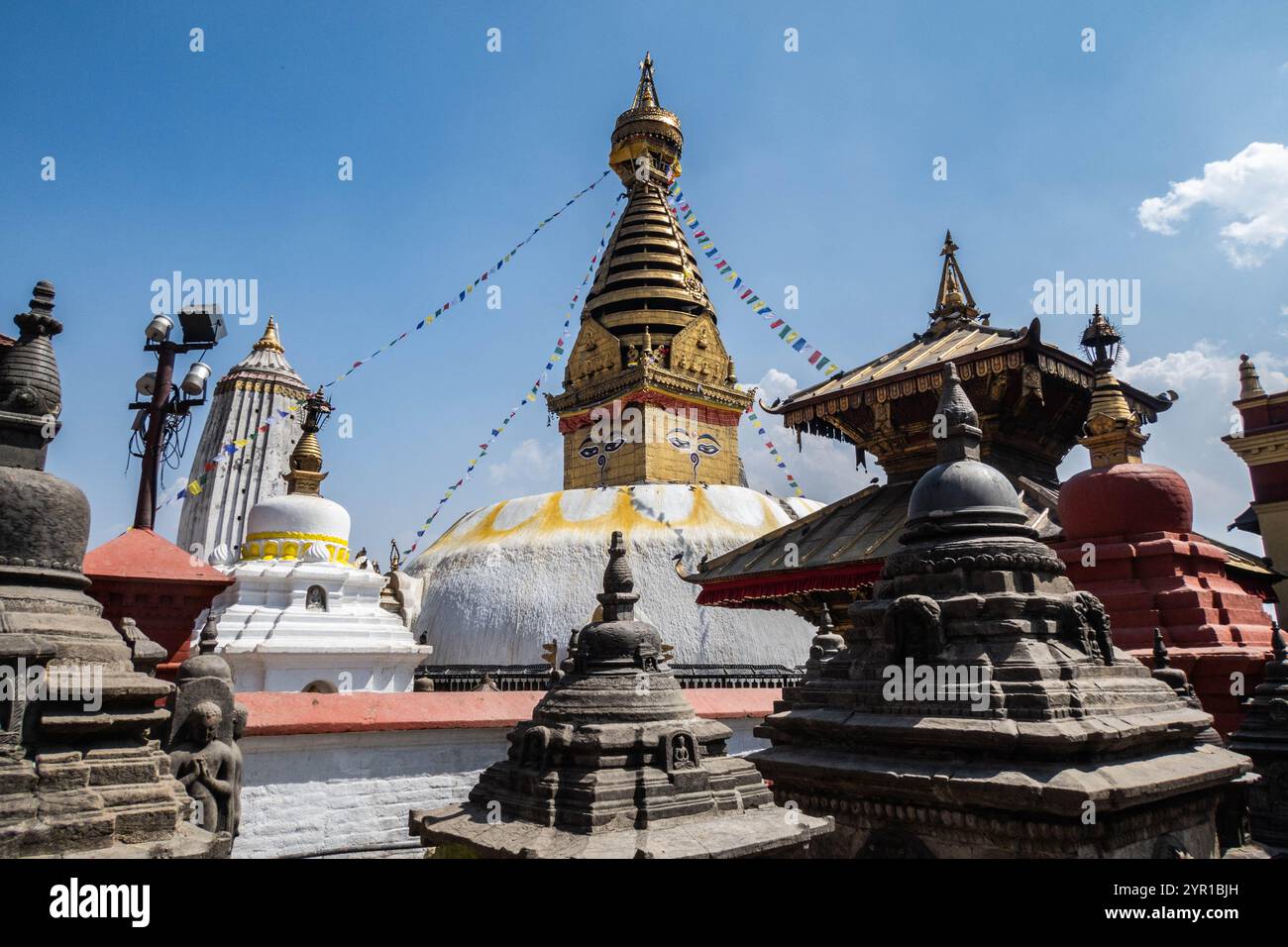 Nepali temple design hi-res stock photography and images - Alamy