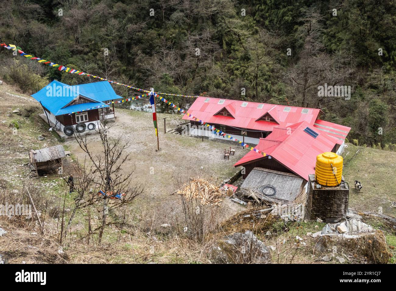 Teahouse trekking to Kangchenjunga (Kanchenjunga) , Gyabla, Nepal Stock ...