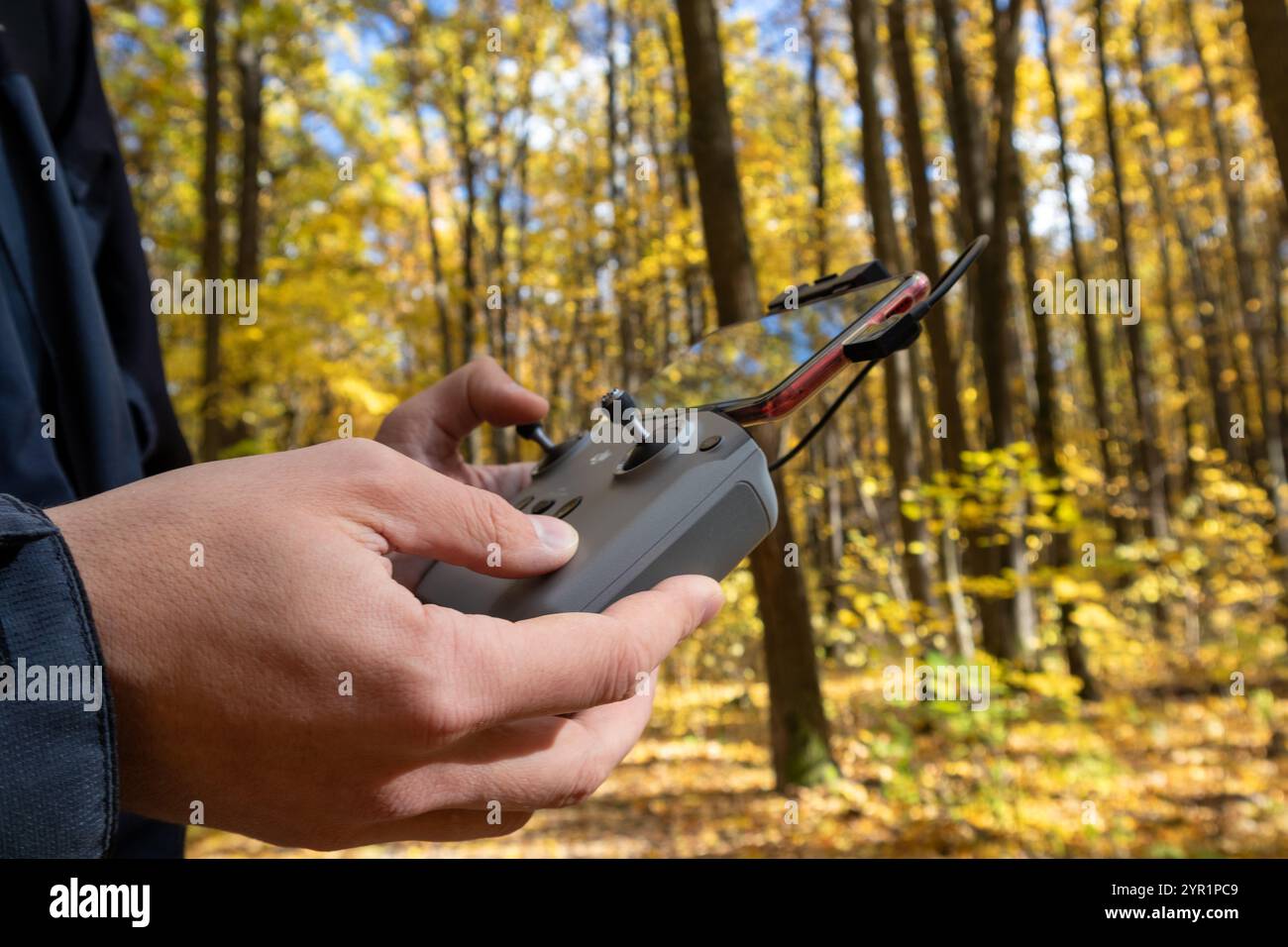 Dji rc 2 hi-res stock photography and images - Alamy