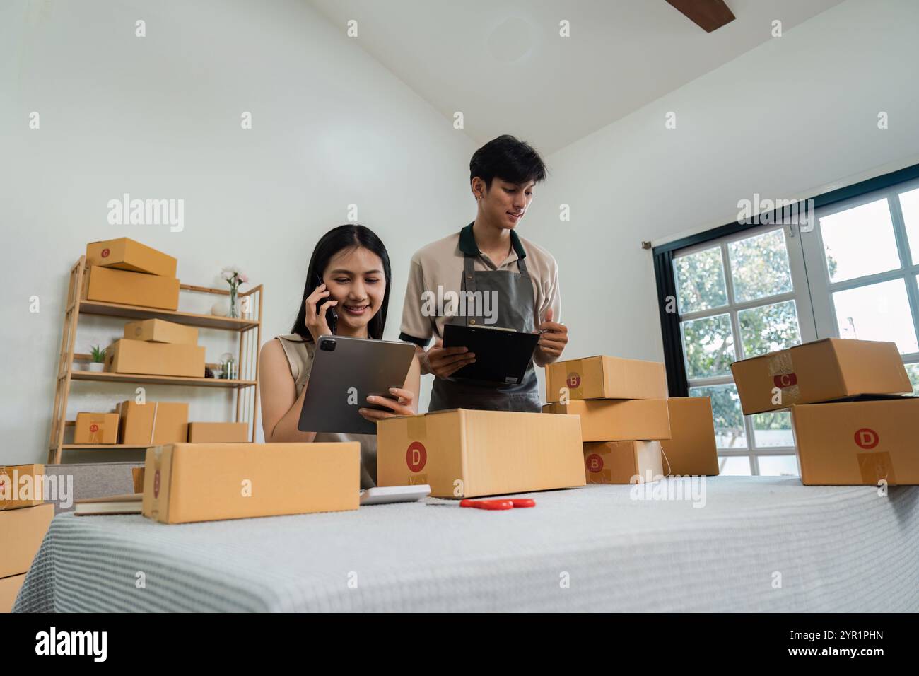 Fulfillment operations hi-res stock photography and images - Alamy