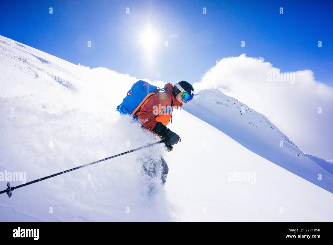 Side view backcountry skier hi-res stock photography and images - Alamy
