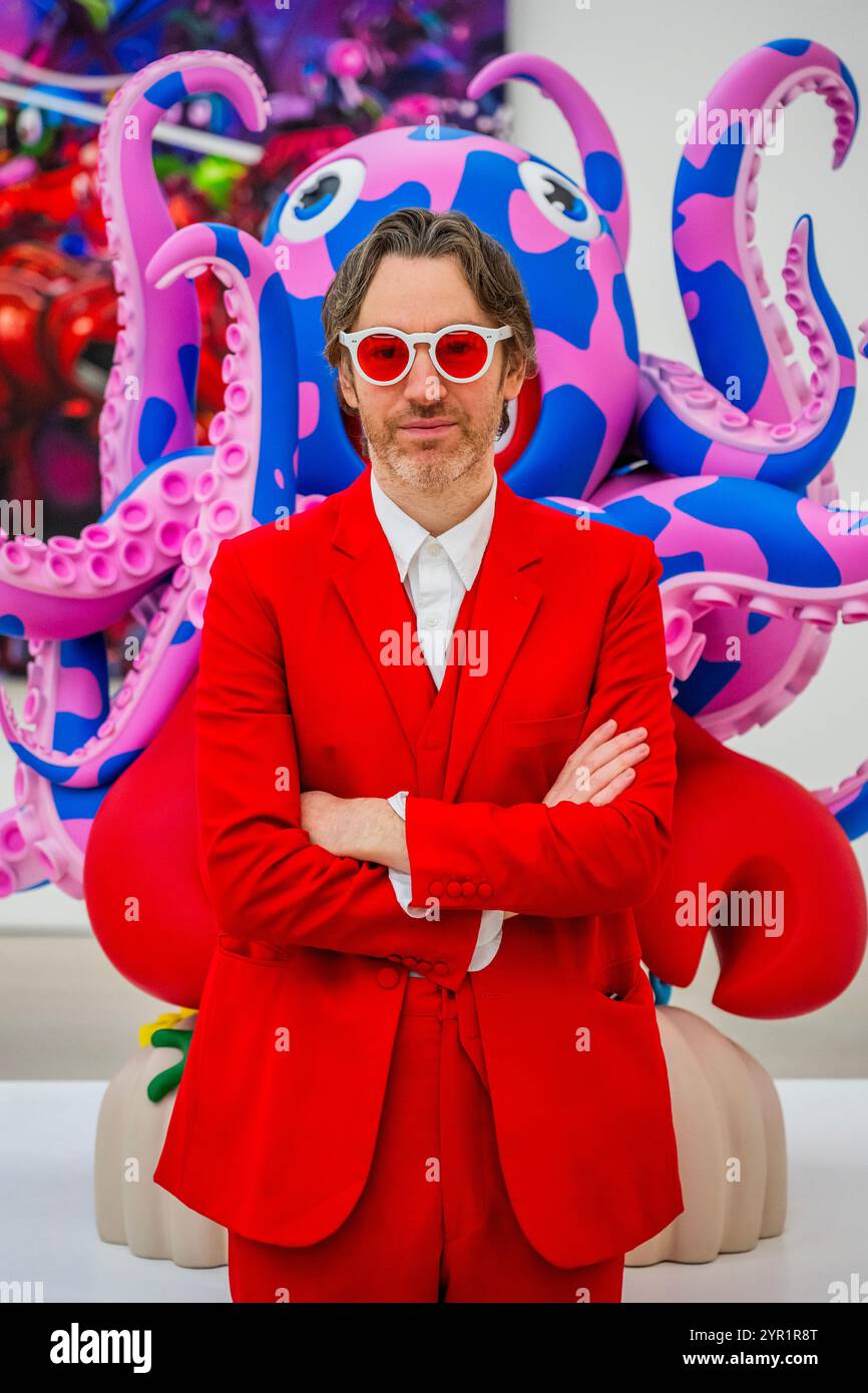 London, UK. 2 Dec 2024. Saatchi Gallery presents The Battle for ...