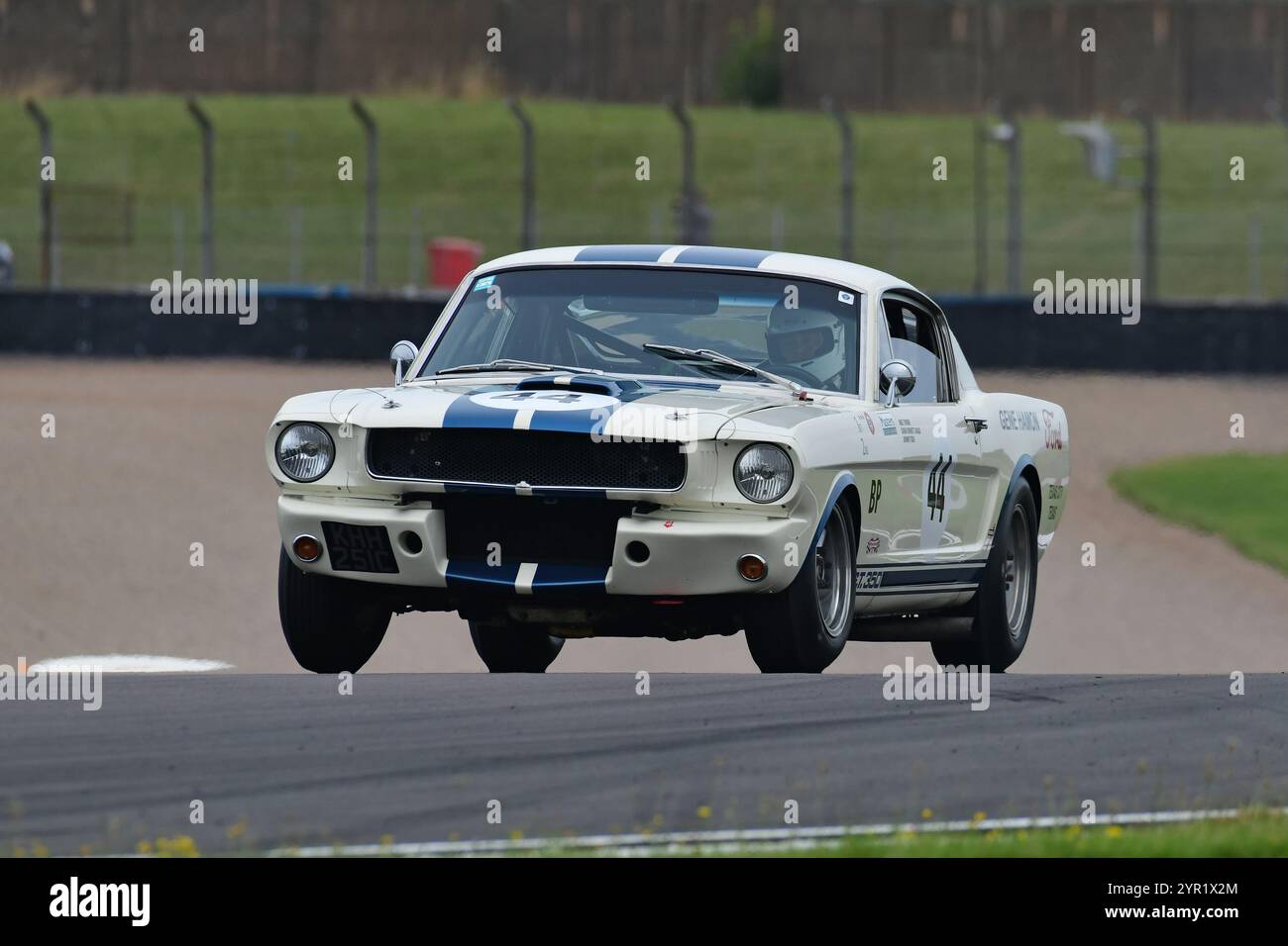 Mike Thorne, Sarah Bennett-Baggs, Ford Shelby Mustang GT350, Masters ...