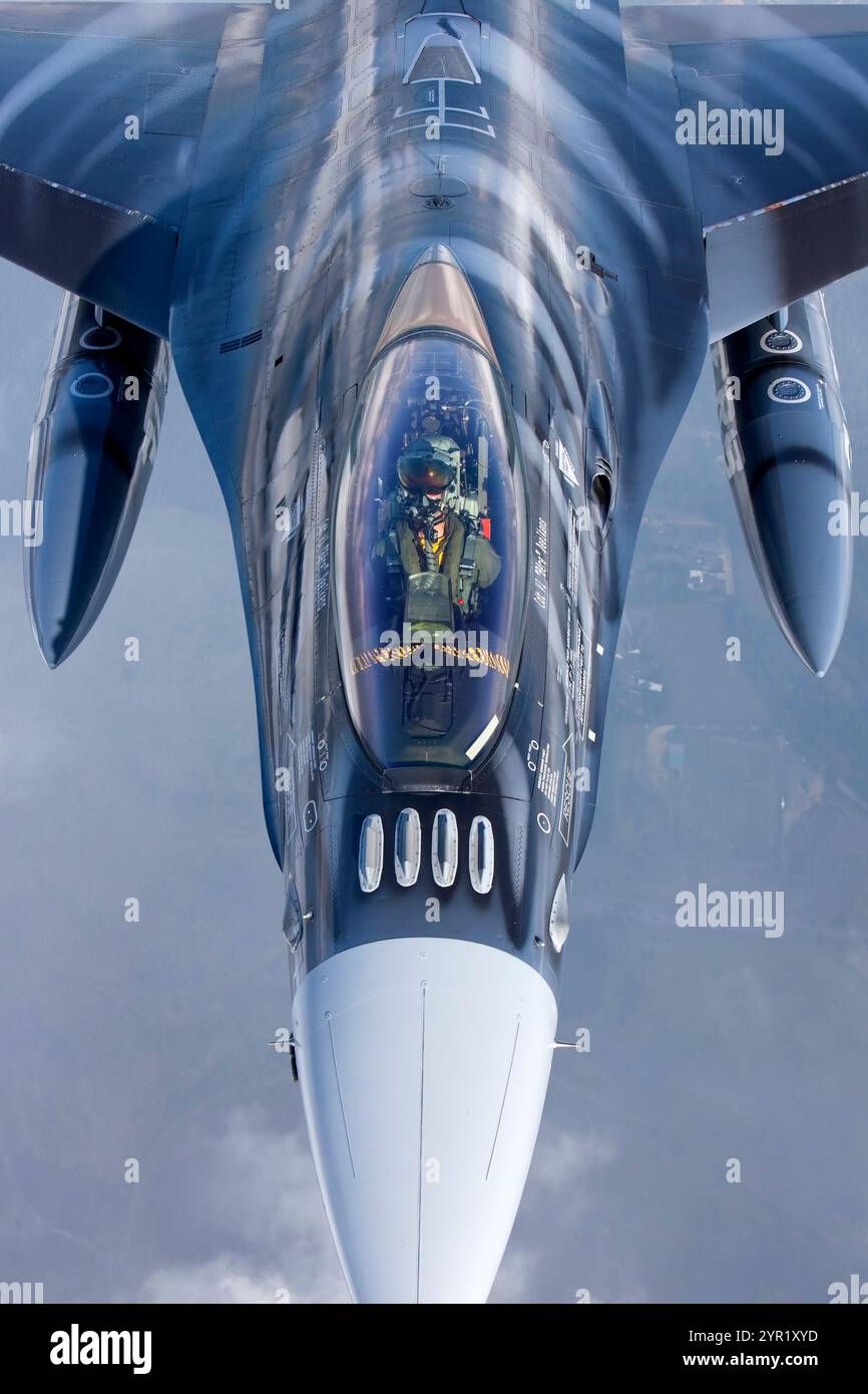 Belgian Air Force F-16 Fighting Falcon Tiger Meet Air to Air Photoshoot ...