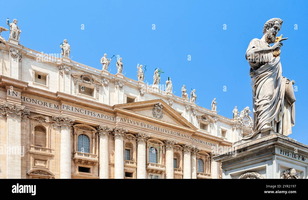 Saint Peter's statue with intricate basilica details in Rome, Italy ...